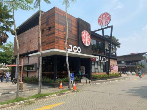 JCO Daan Mogot The Bale, Stand Alone Retail, Jakarta Barat | KF Map ...