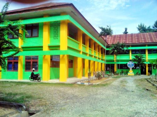 Oikumene Kendari Junior High School, Private School, Kendari | KF Map ...